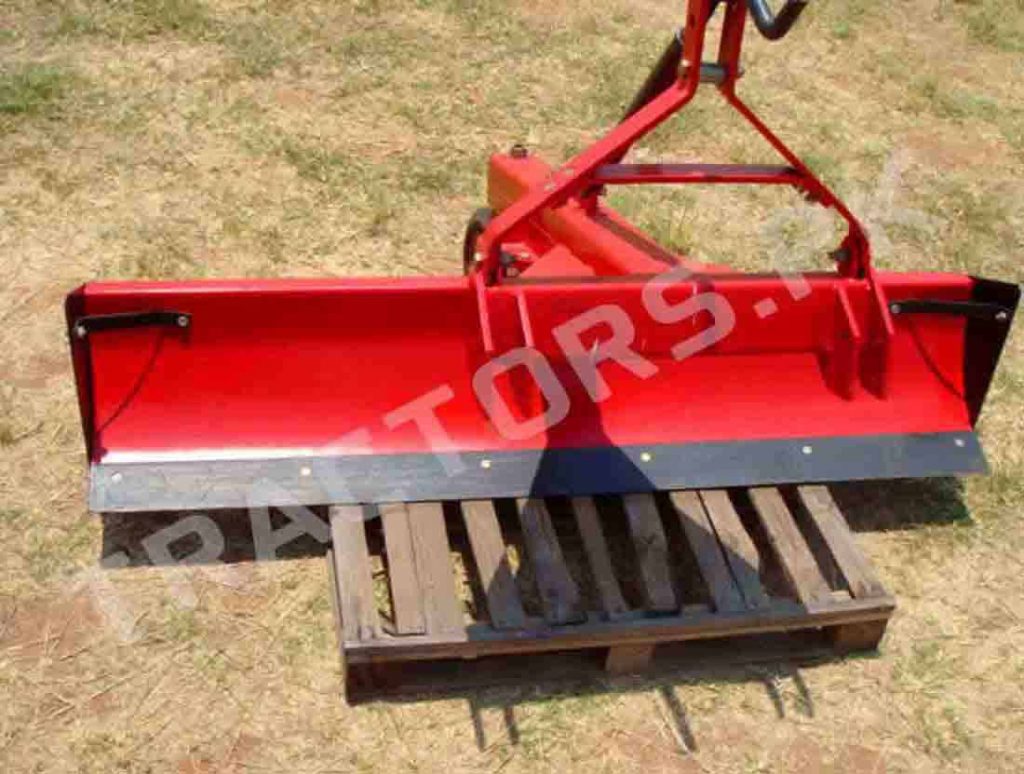 Rear Mounted Dozer - Tractors for Sale in Zambia